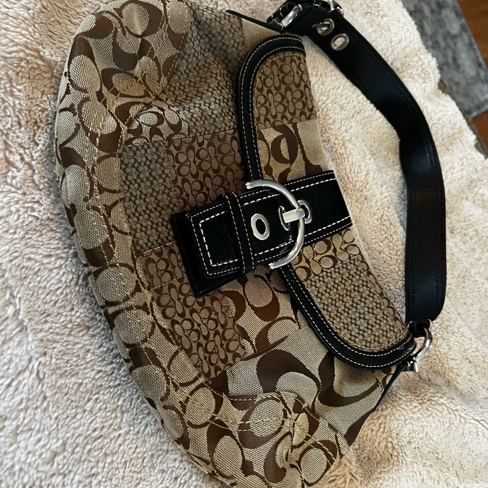 Coach Signature Print Fabric And Leather Shoulder Bag - Gem